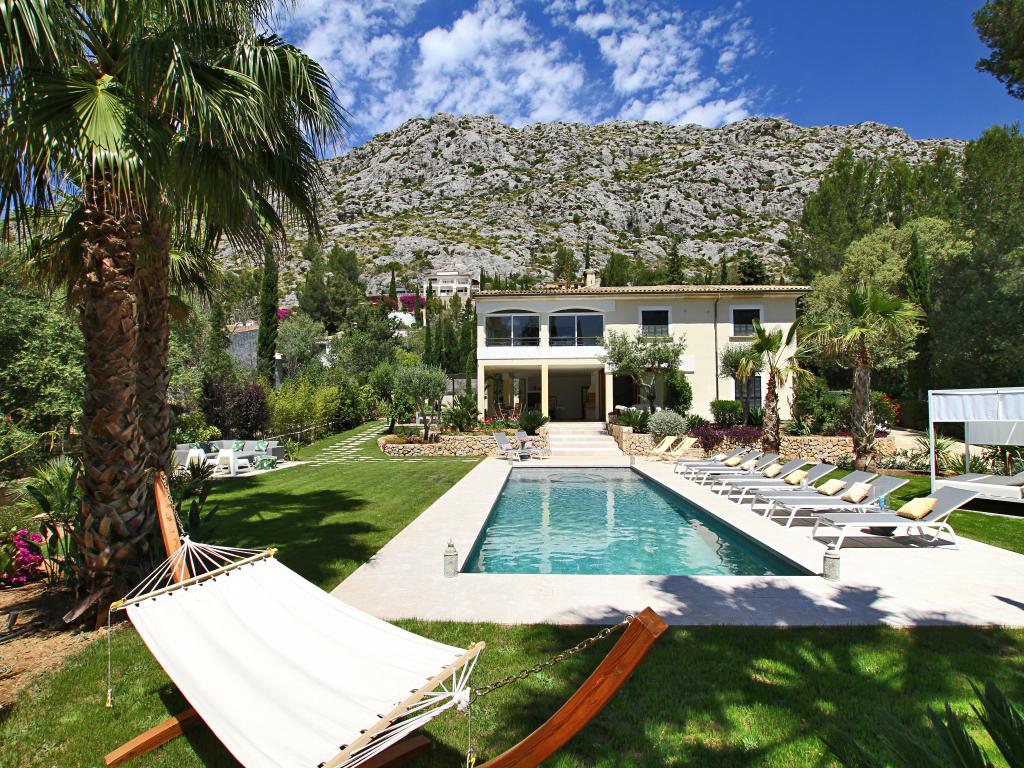 Mallorca villa rental with heated swimming pool and magnificent view[....]