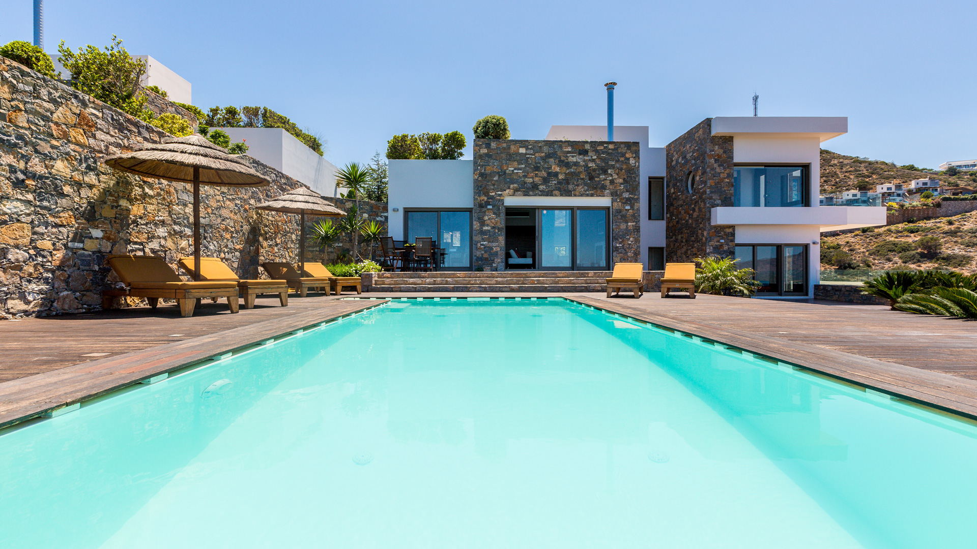 Crete luxury villa vacation rentals overlooking the bay and with ...