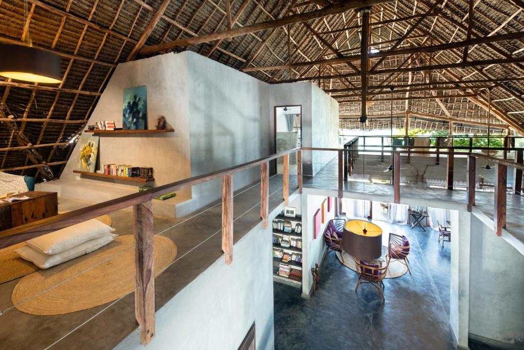 Zanzibar Beachfront Villa rentals in Michamvi Pingwe Beach, staff[....]