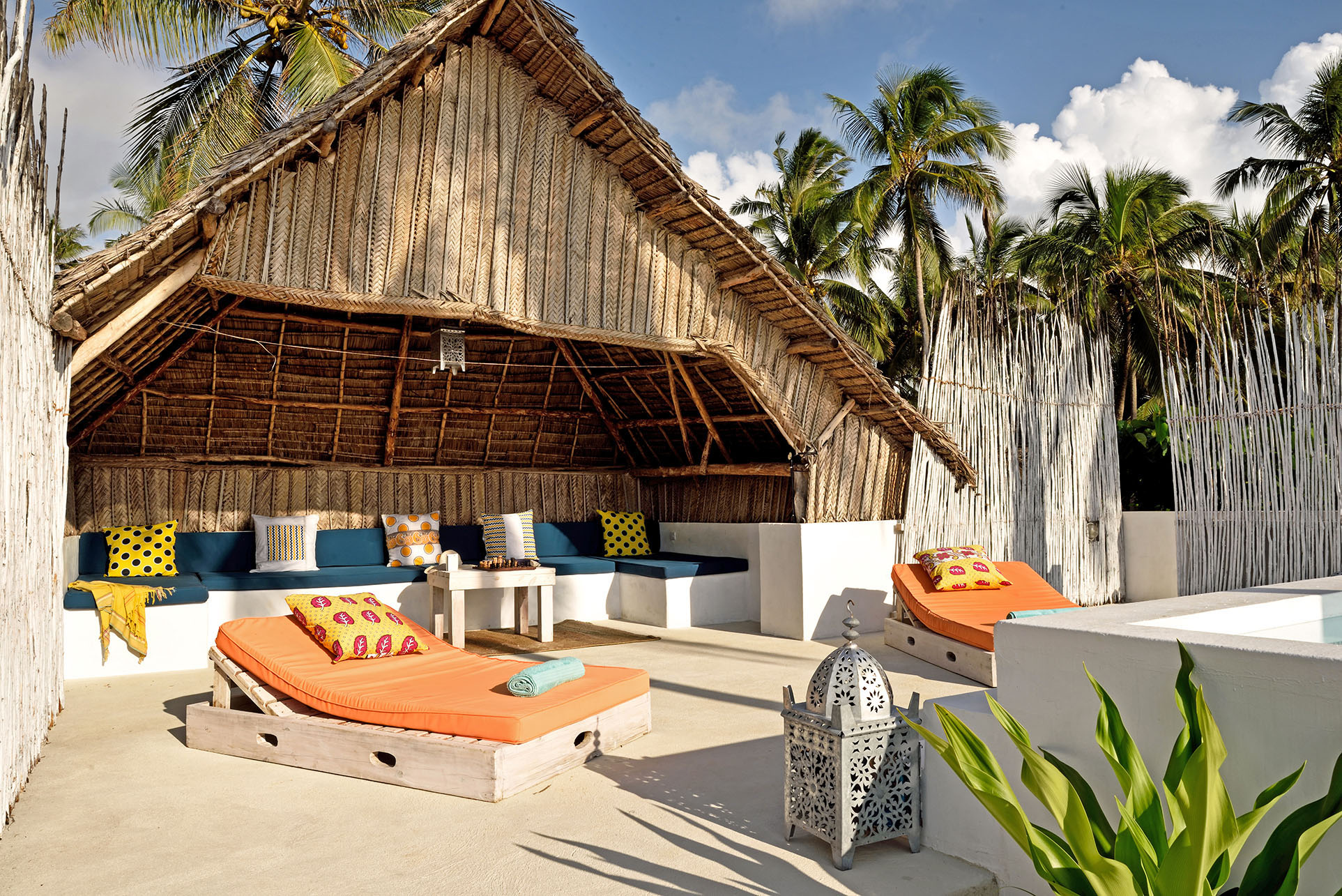 Zanzibar Beachfront Villa rentals in Michamvi Pingwe Beach, private[....]