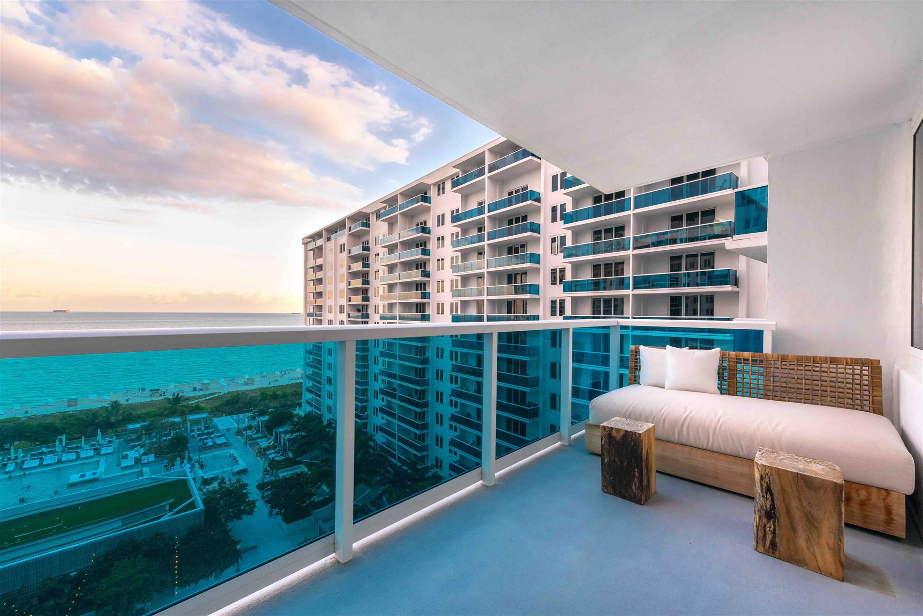Miami Beach condo rentals with ocean view and close to the center ...